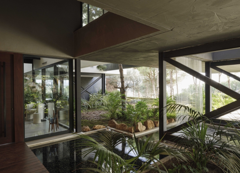 Villa-Grazalema-Underside-View-Overhang - Architecture MasterPrize ...
